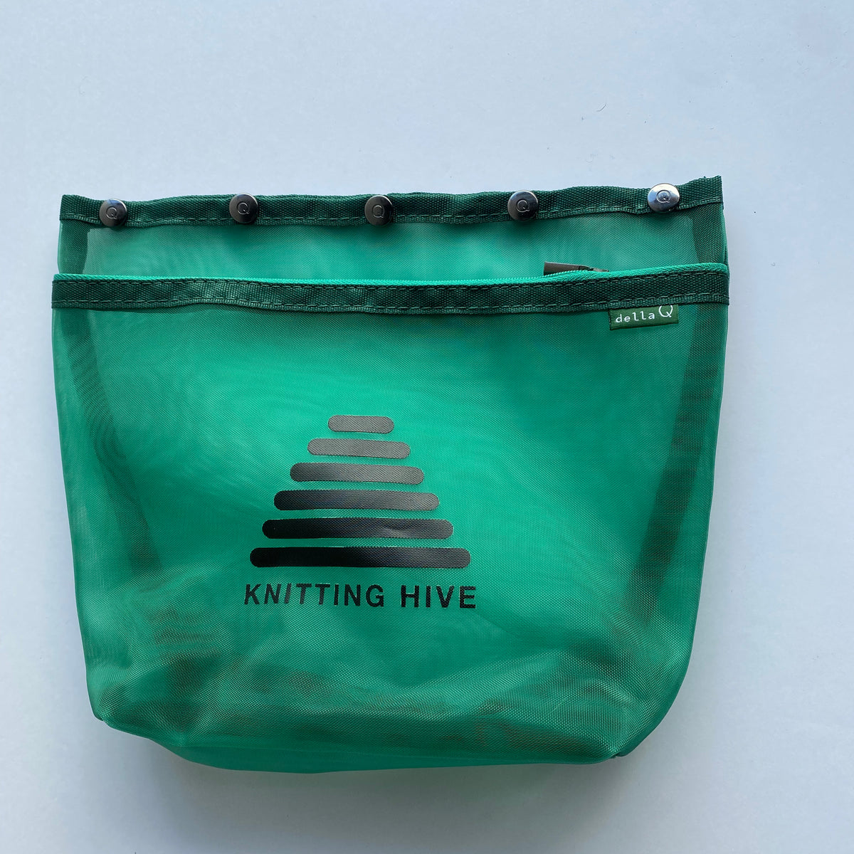 Della Q Knitting Hive Bag